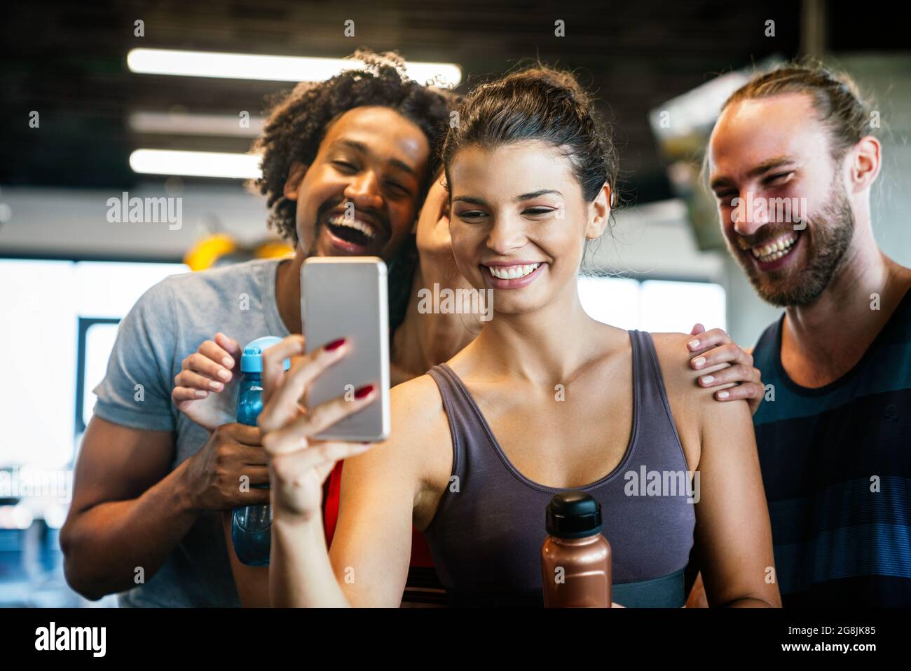 Man training in gym making hi-res stock photography and images - Alamy