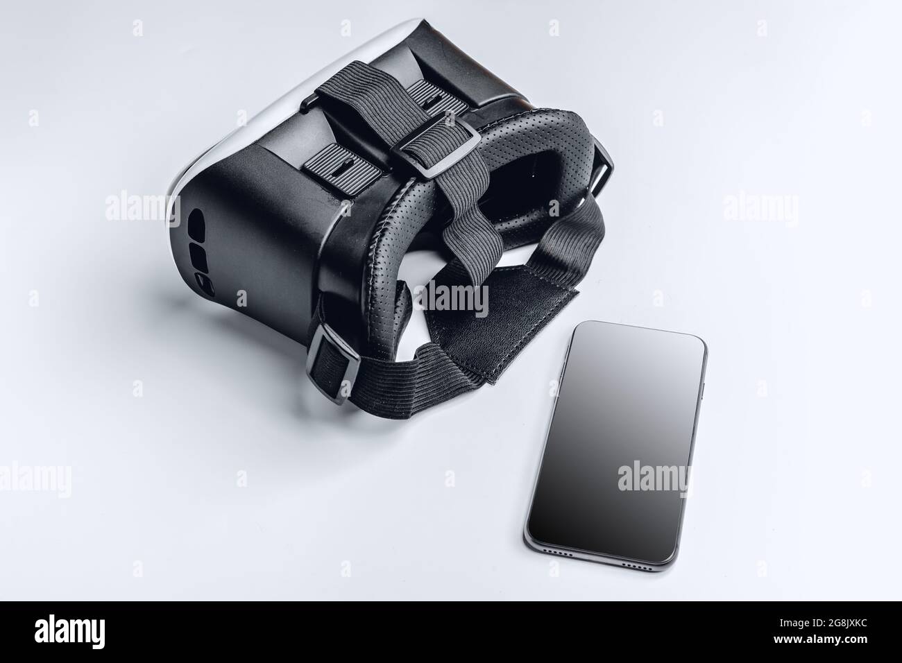 Oculus rift helmet hi-res stock photography and images - Alamy