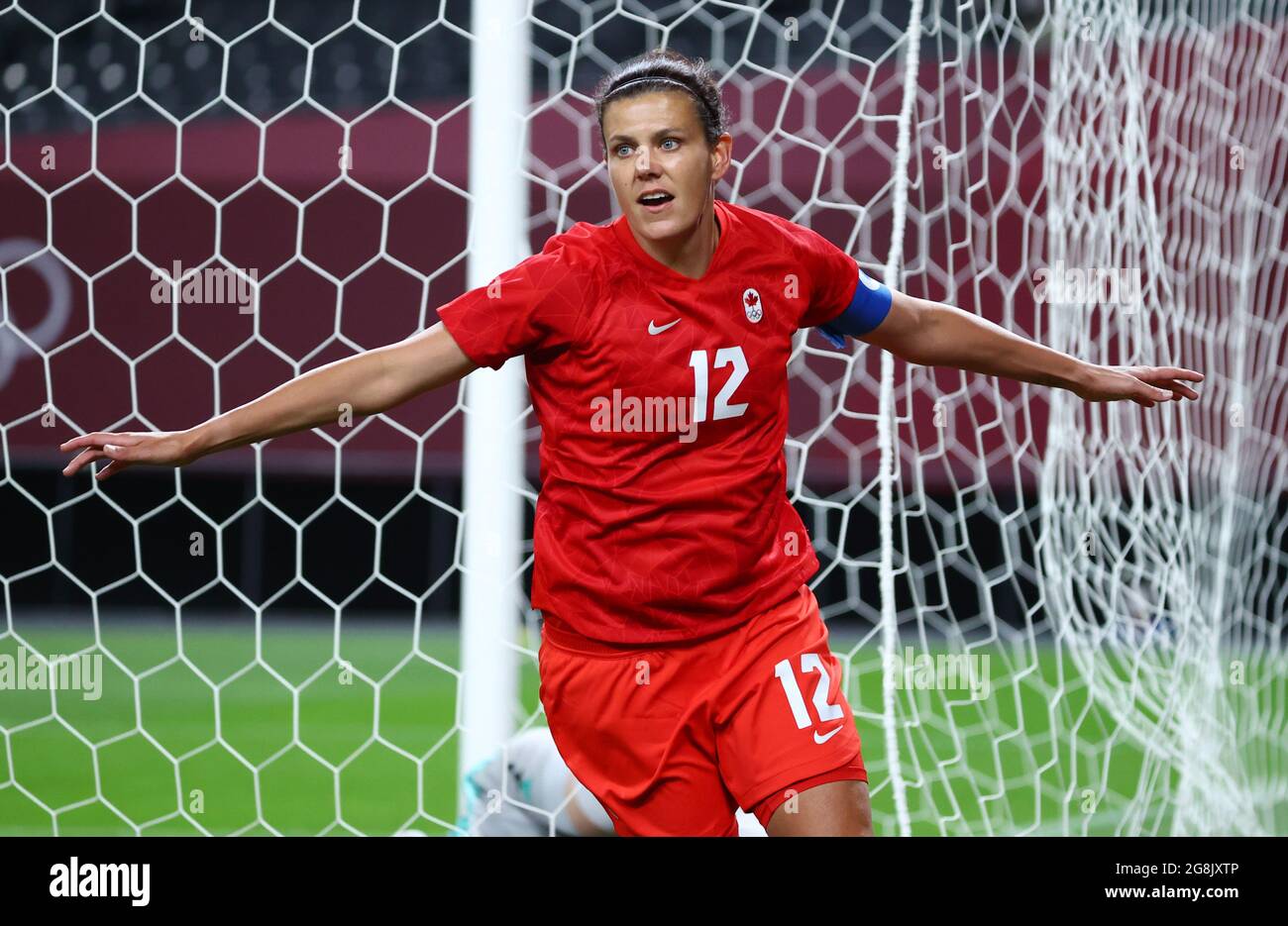 Christine sinclair goal 2020 hi-res stock photography and images - Alamy
