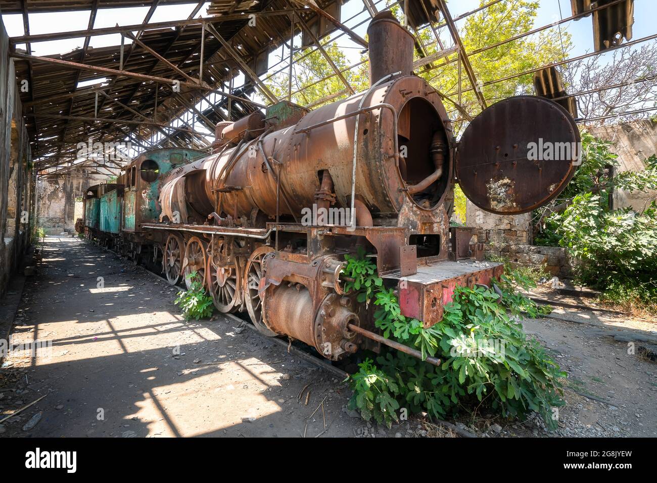 Abandoned Trains and Train Station in Lebanon Stock Photo - Alamy