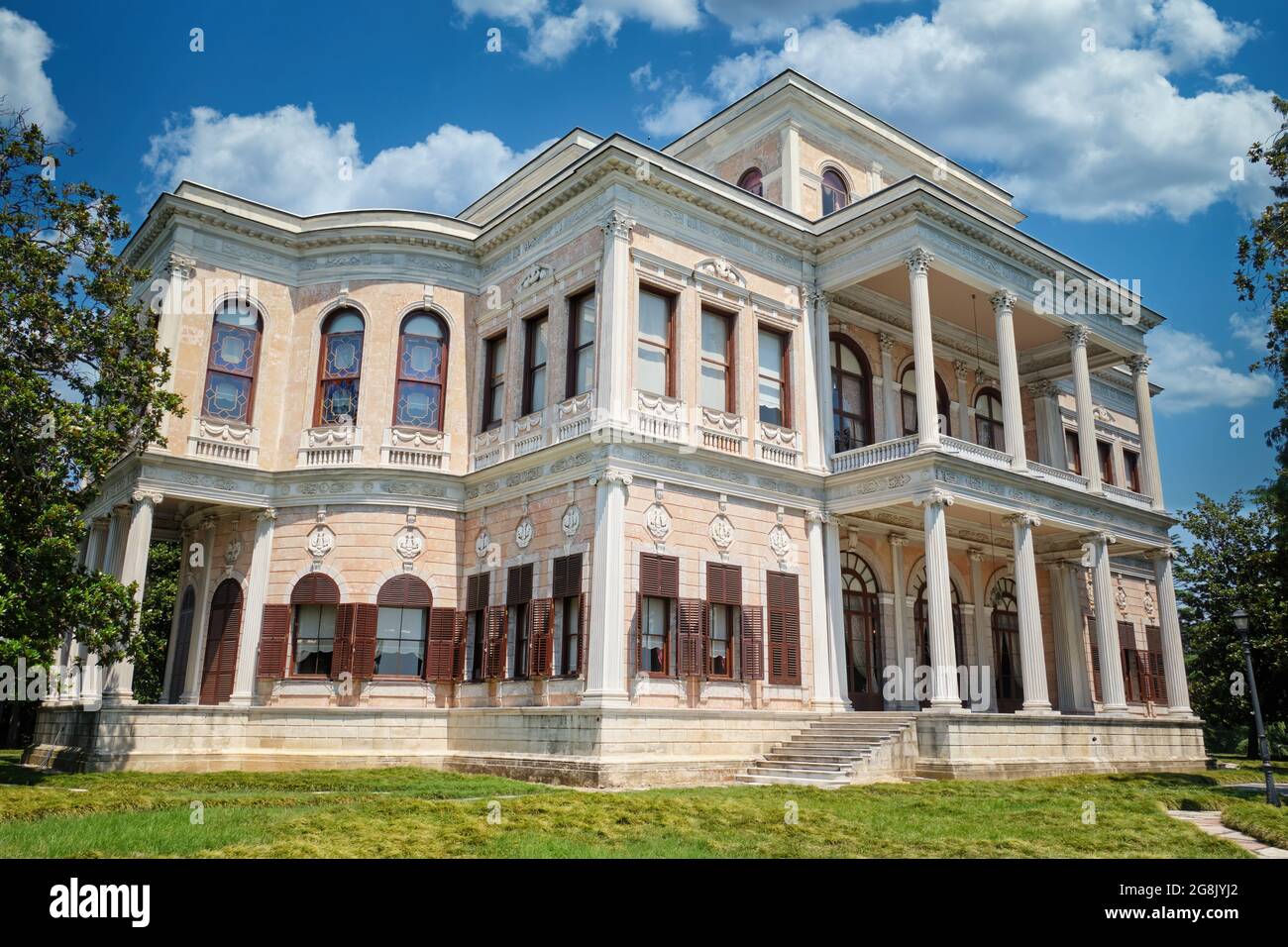 Beykoz mecidiye pavilion hi-res stock photography and images - Alamy