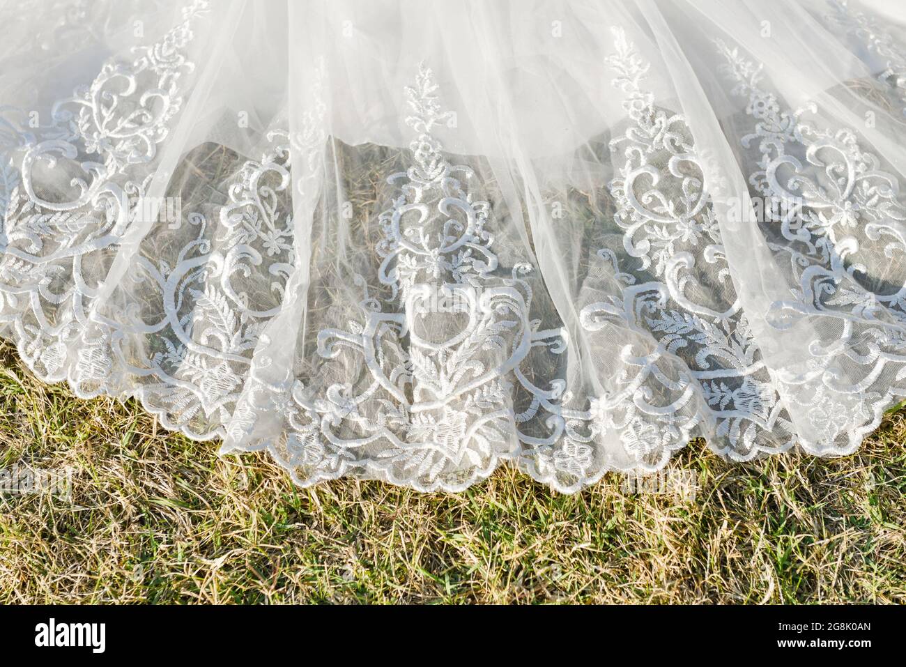 Spread grass hi-res stock photography and images - Alamy