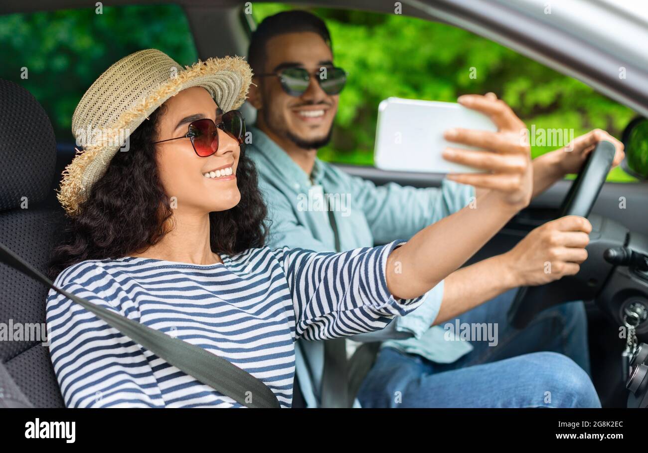 Car selfie driver hi-res stock photography and images - Alamy