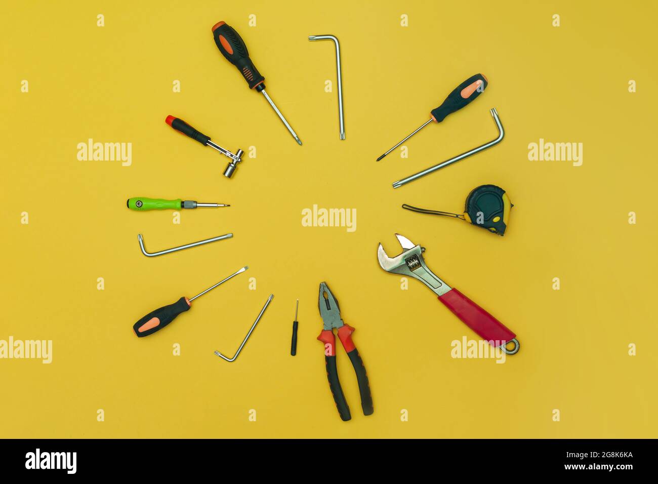 Yellow drill machine screwdriver wrench hi-res stock photography and ...