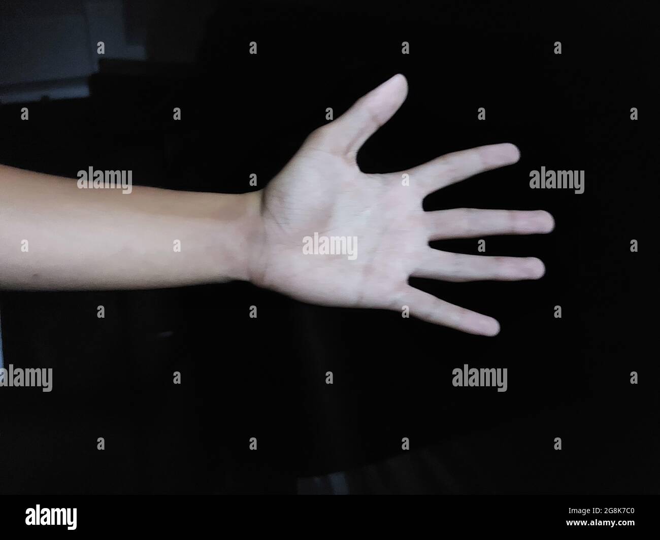 A Male Hand Showing All Fingers Stock Photo - Alamy