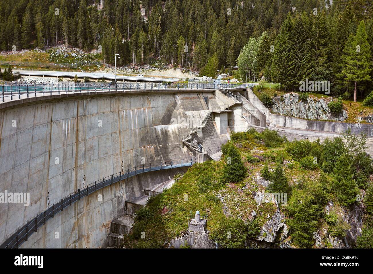 View of spillway and floodgates from dam crown - Sufnersee dam, Sufers ...