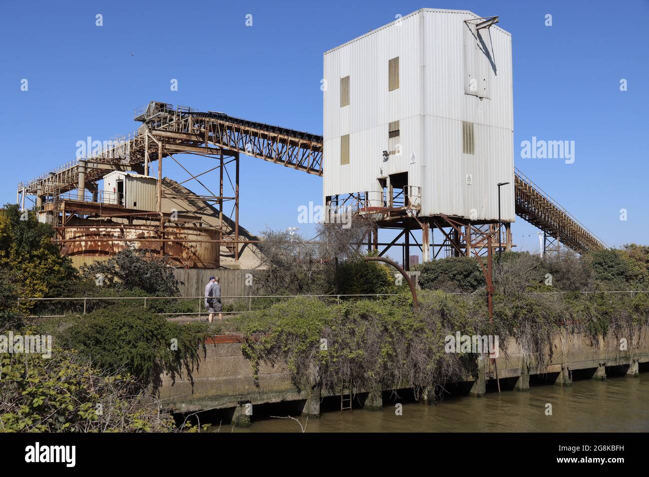 Angerstein wharf hi-res stock photography and images - Alamy