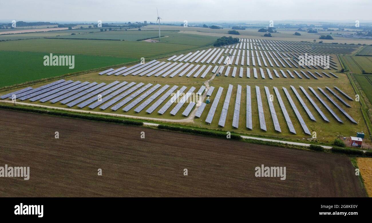Aerial view of a solar farm Stock Photo - Alamy