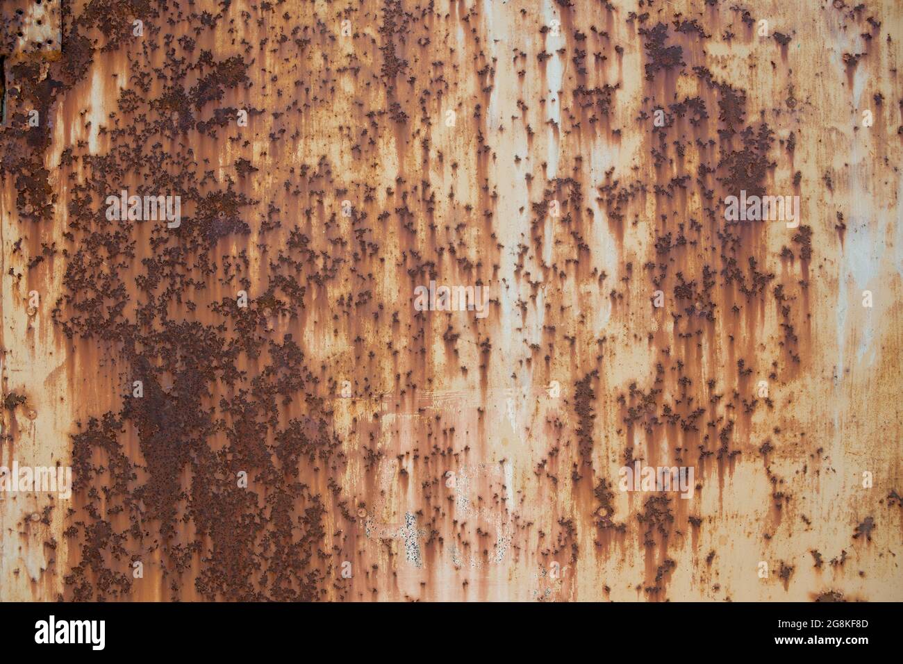 Old worn rusty metal. Scratches on rusty iron surface Stock Photo - Alamy