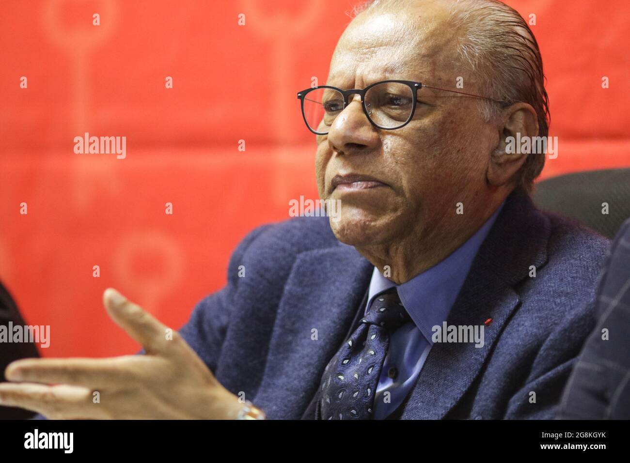 Navinchandra Ramgoolam, GCSK, FRCP (born 14 July 1947) is a Mauritian ...