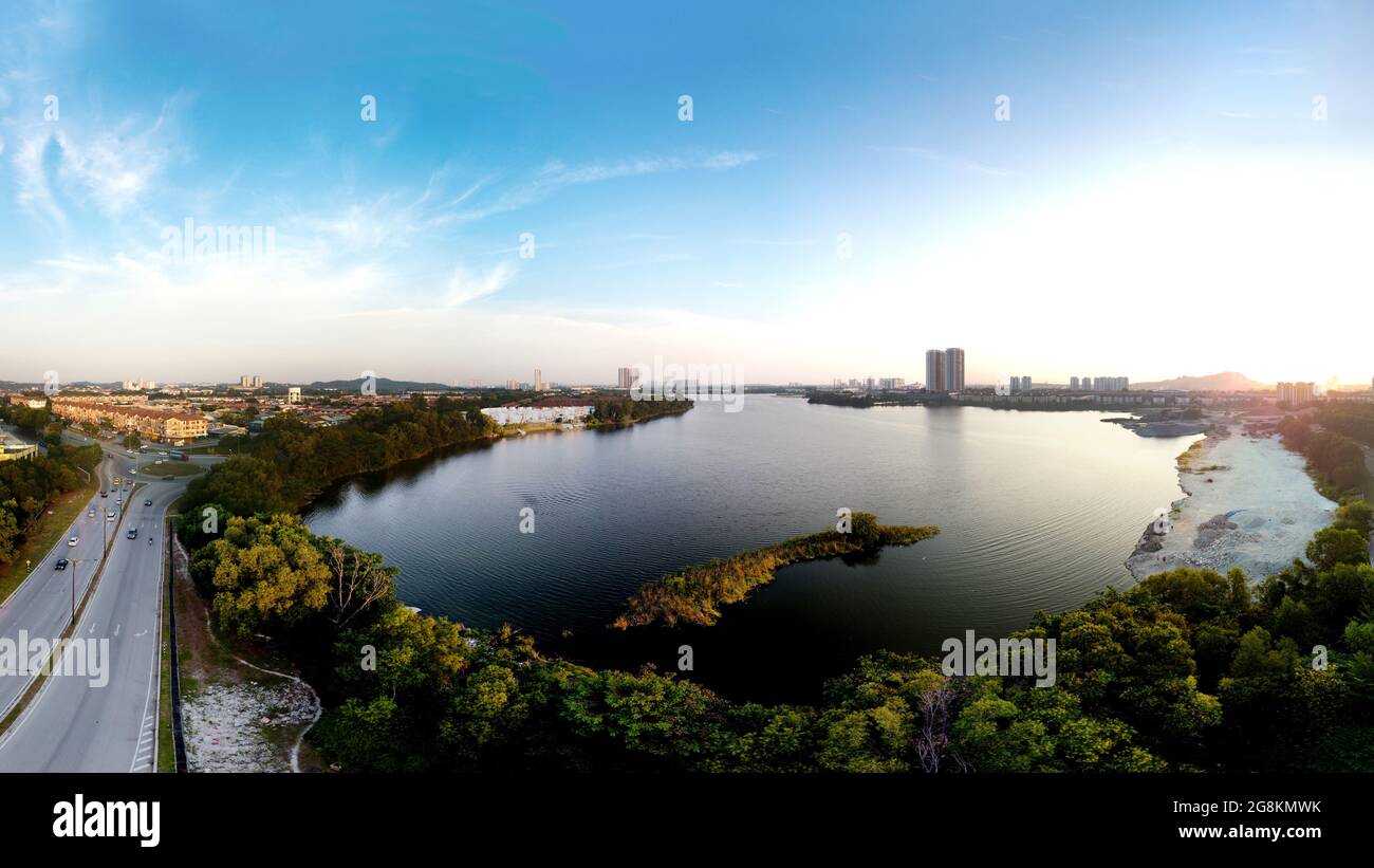 Puchong lake hi-res stock photography and images - Alamy