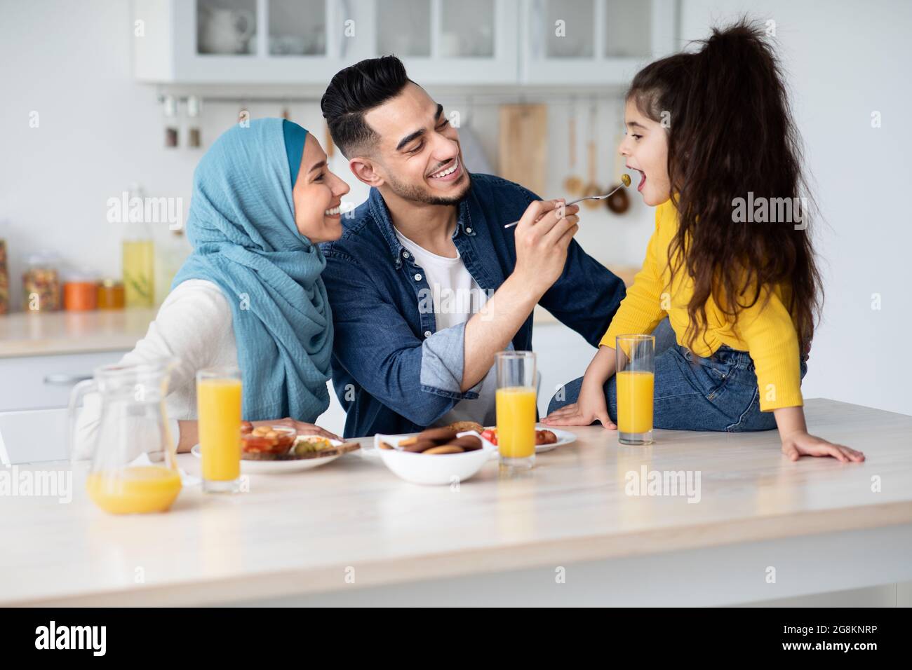 Muslim family dinner hi-res stock photography and images - Alamy