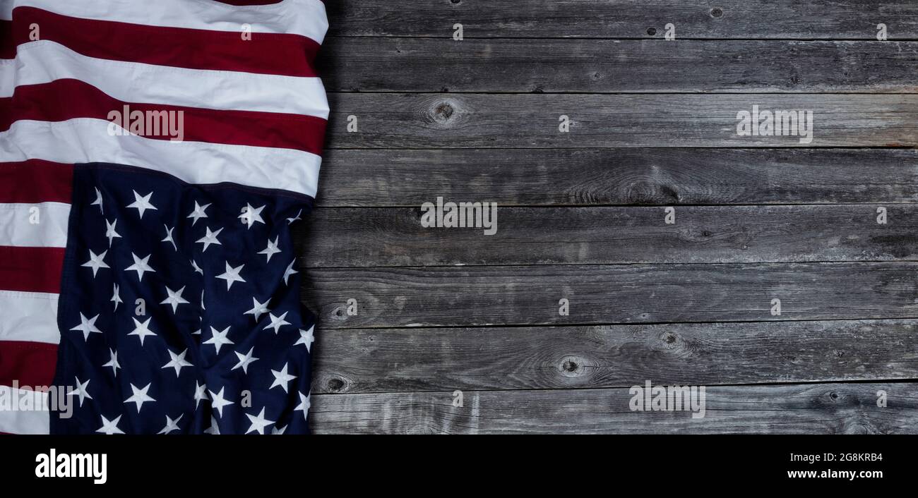 Very large american flag hi-res stock photography and images - Alamy