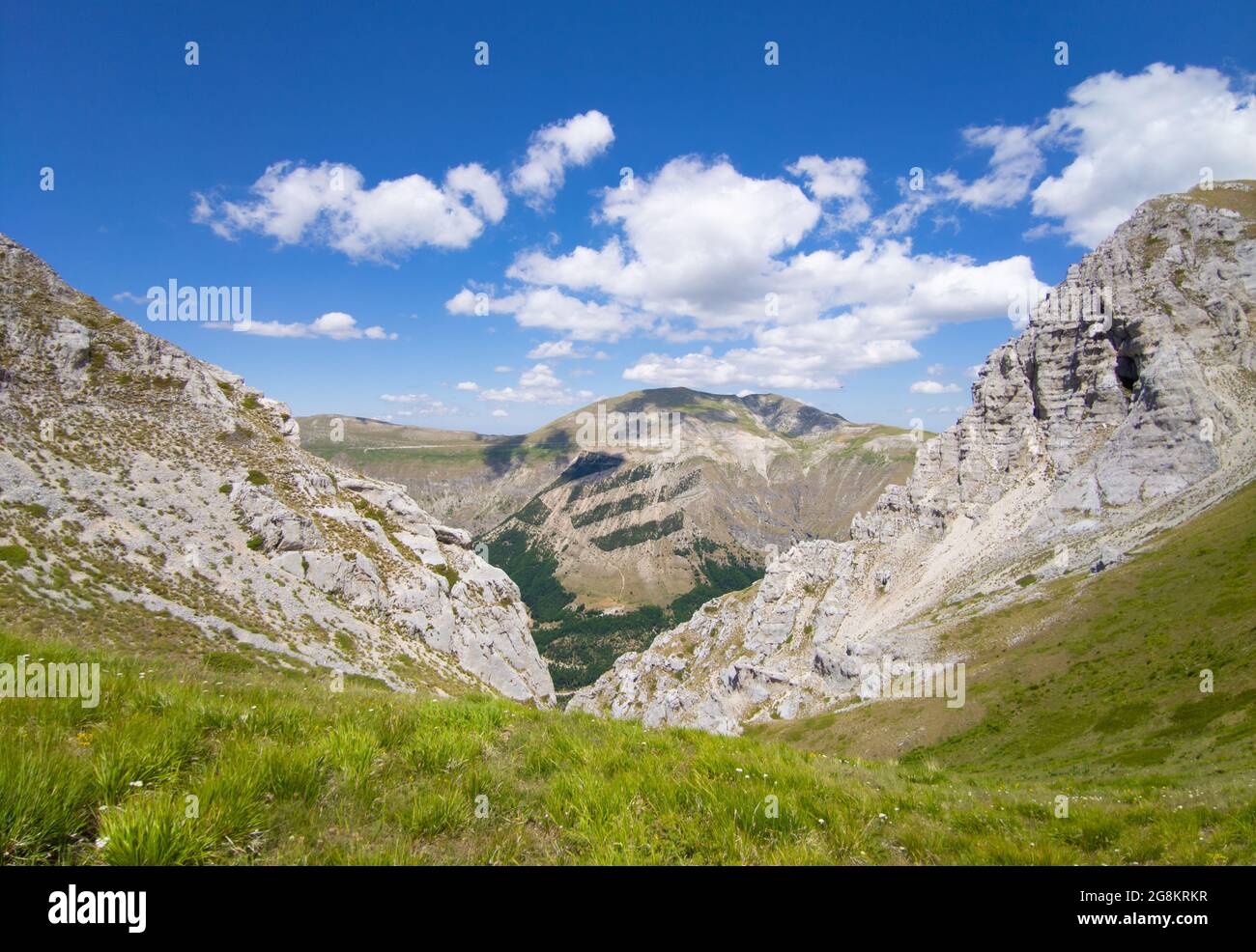 Monte Bove in Ussita (Italy) - The landscape summit of Mount Bove, nord ...