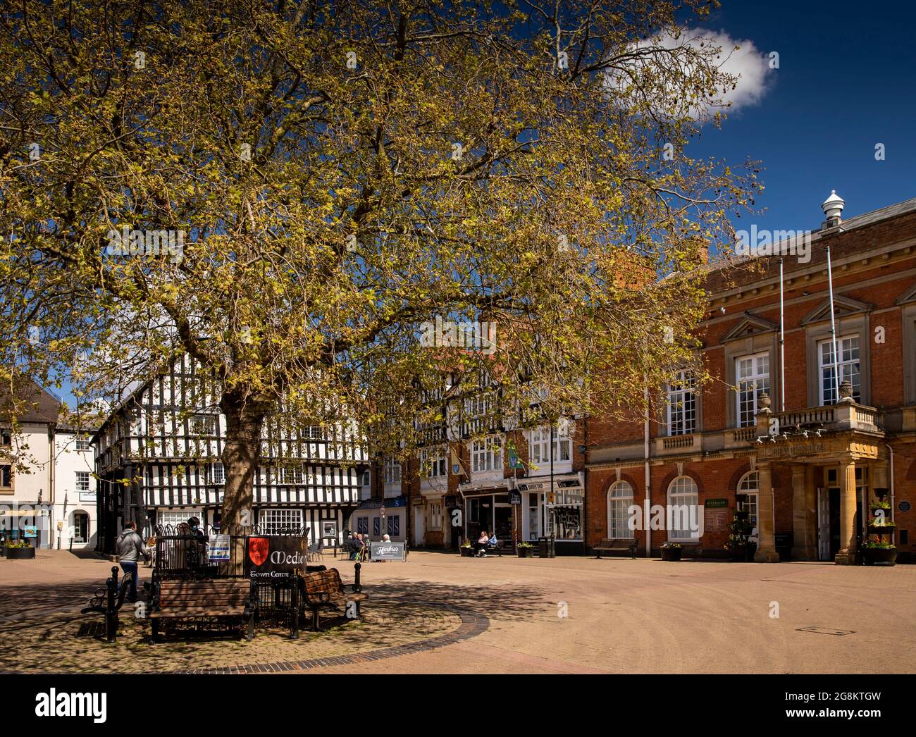 UK, England, Worcestershire, Evesham, Market Square Stock Photo - Alamy