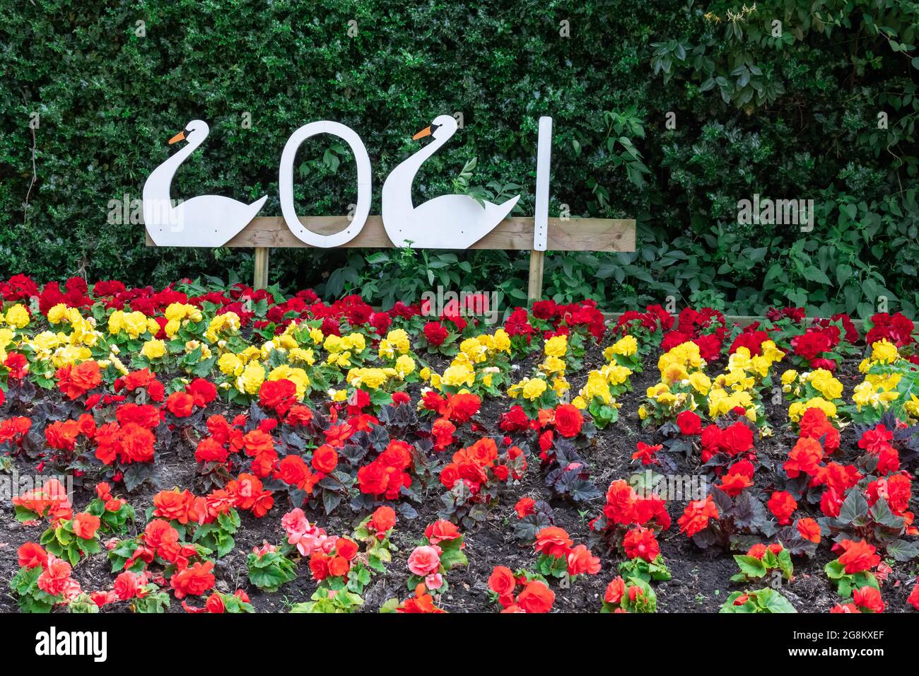 2021 sign in Filby village with swans as numbers Stock Photo - Alamy