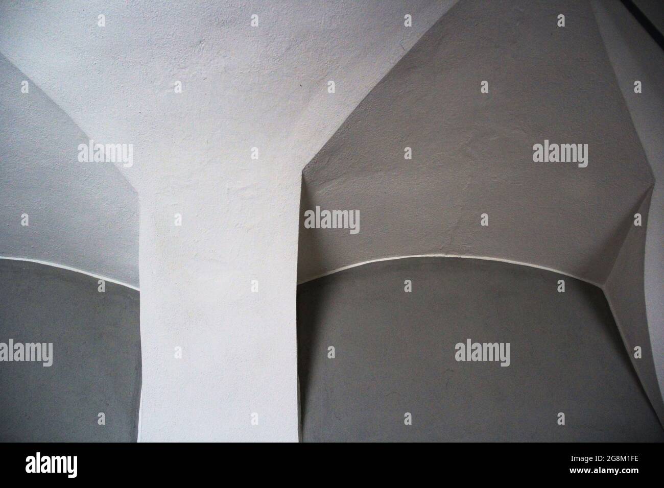 Architectural forms of white concrete on the ceiling Stock Photo - Alamy