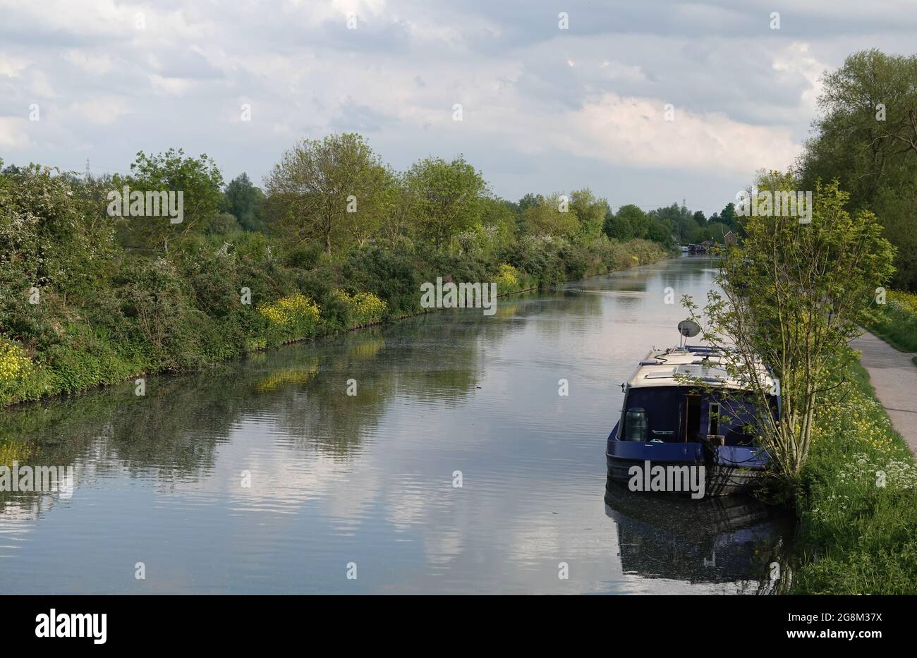 Beautiful River Lee Navigation in Hertfordshire, England Stock Photo ...