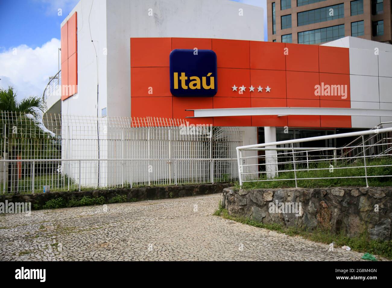 salvador, bahia, brazil - july 20, 2021: facade of an Itau bank branch ...