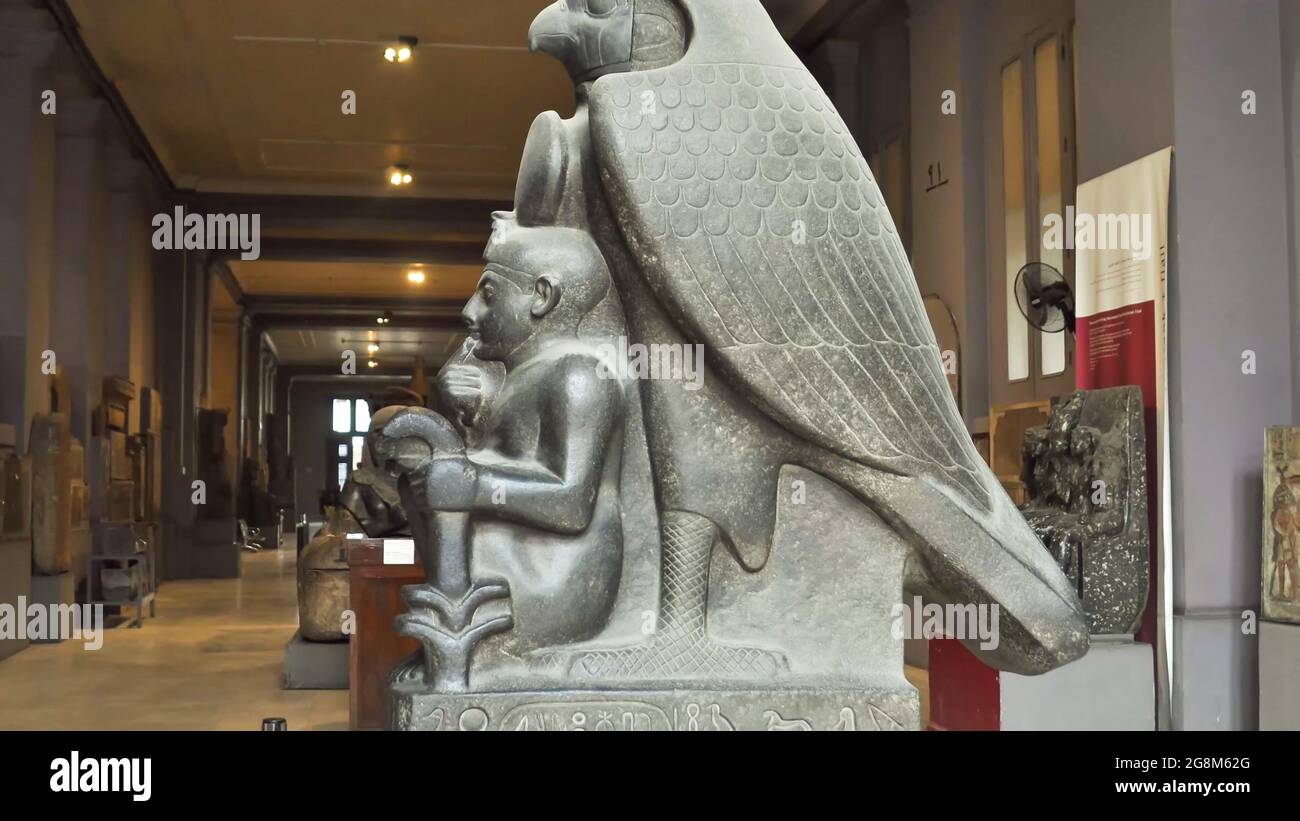 Horus statue museum hi-res stock photography and images - Alamy