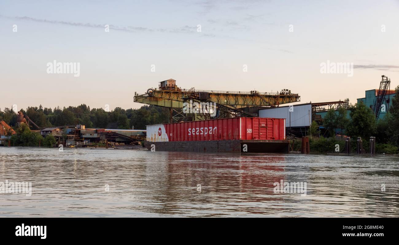 Container barge hi-res stock photography and images - Alamy