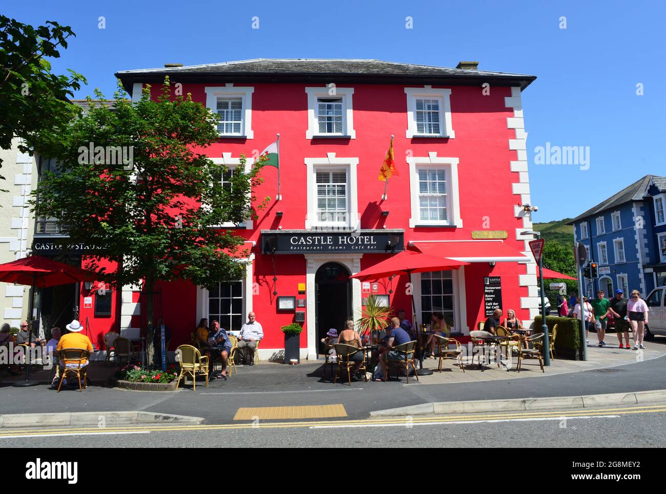 White castle hotel hi-res stock photography and images - Alamy