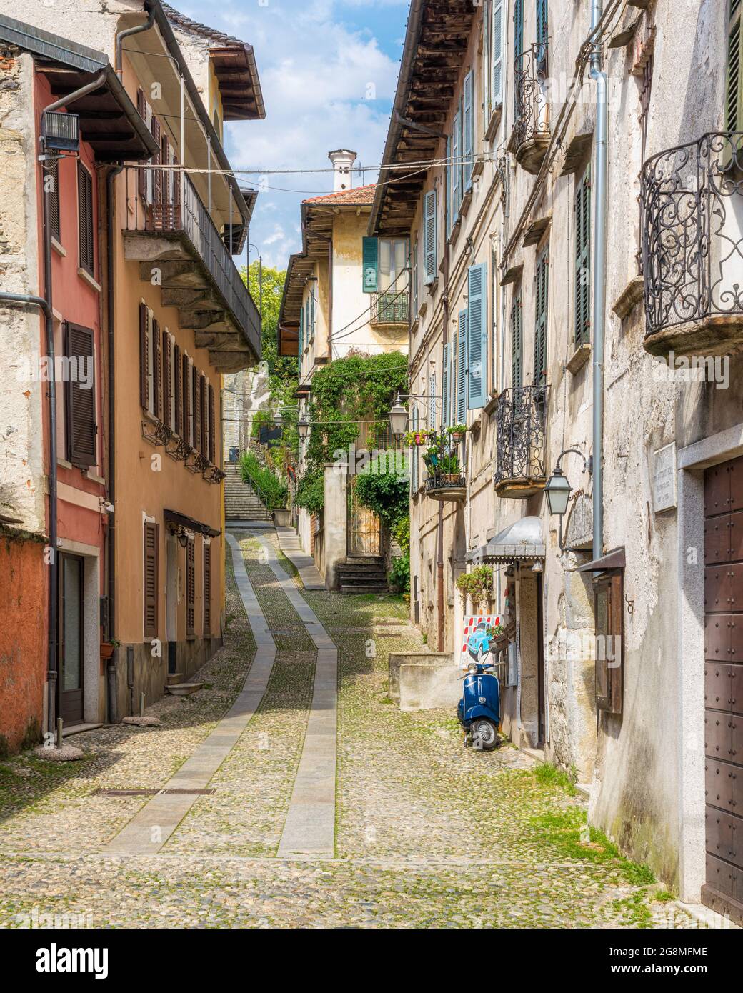 Orta San Giulio, beautiful village on Lake Orta, Piedmont (Piemonte ...