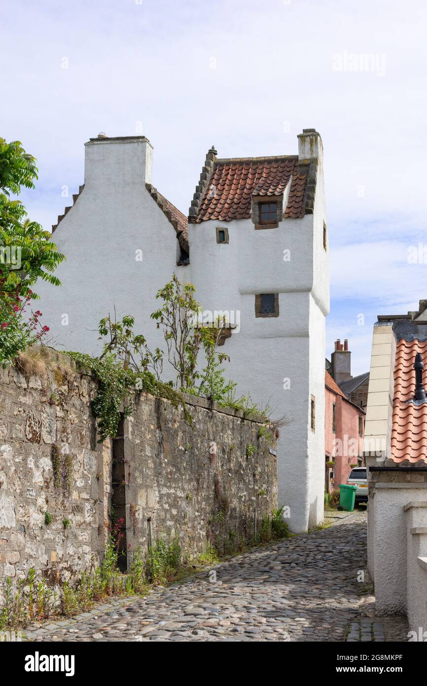 17th century house, Culross, Fife, Scotland, United Kingdom Stock Photo ...