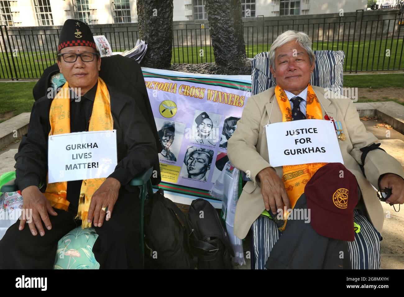 Corporal Dhan Bahadur Gurung (left) and Warrant Officer Gyan Raj Rai ...