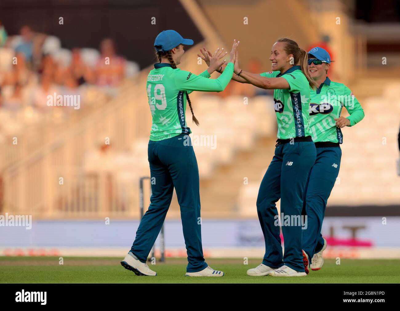 Danielle gregory hi-res stock photography and images - Alamy