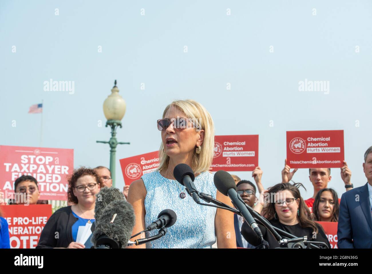 Mary e miller hi-res stock photography and images - Alamy