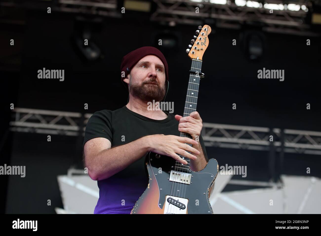 BARCELONA - JUL 9: Amaral (music band that consists of Eva Amaral and ...