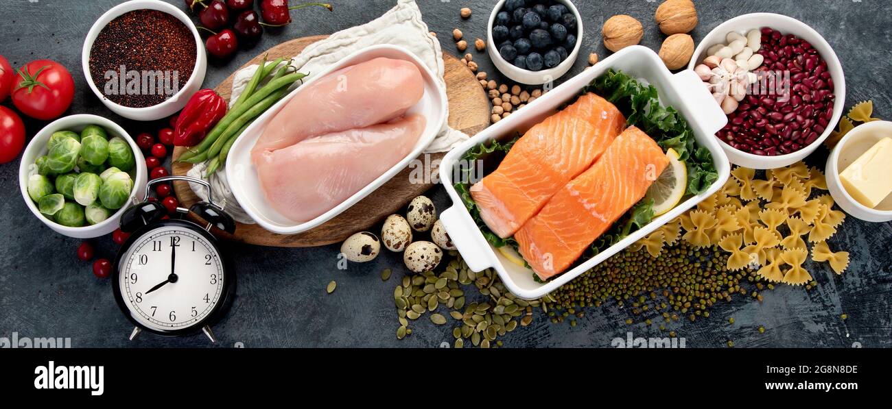 Healthy eating plan. Diet and meal planning on dark gray background ...