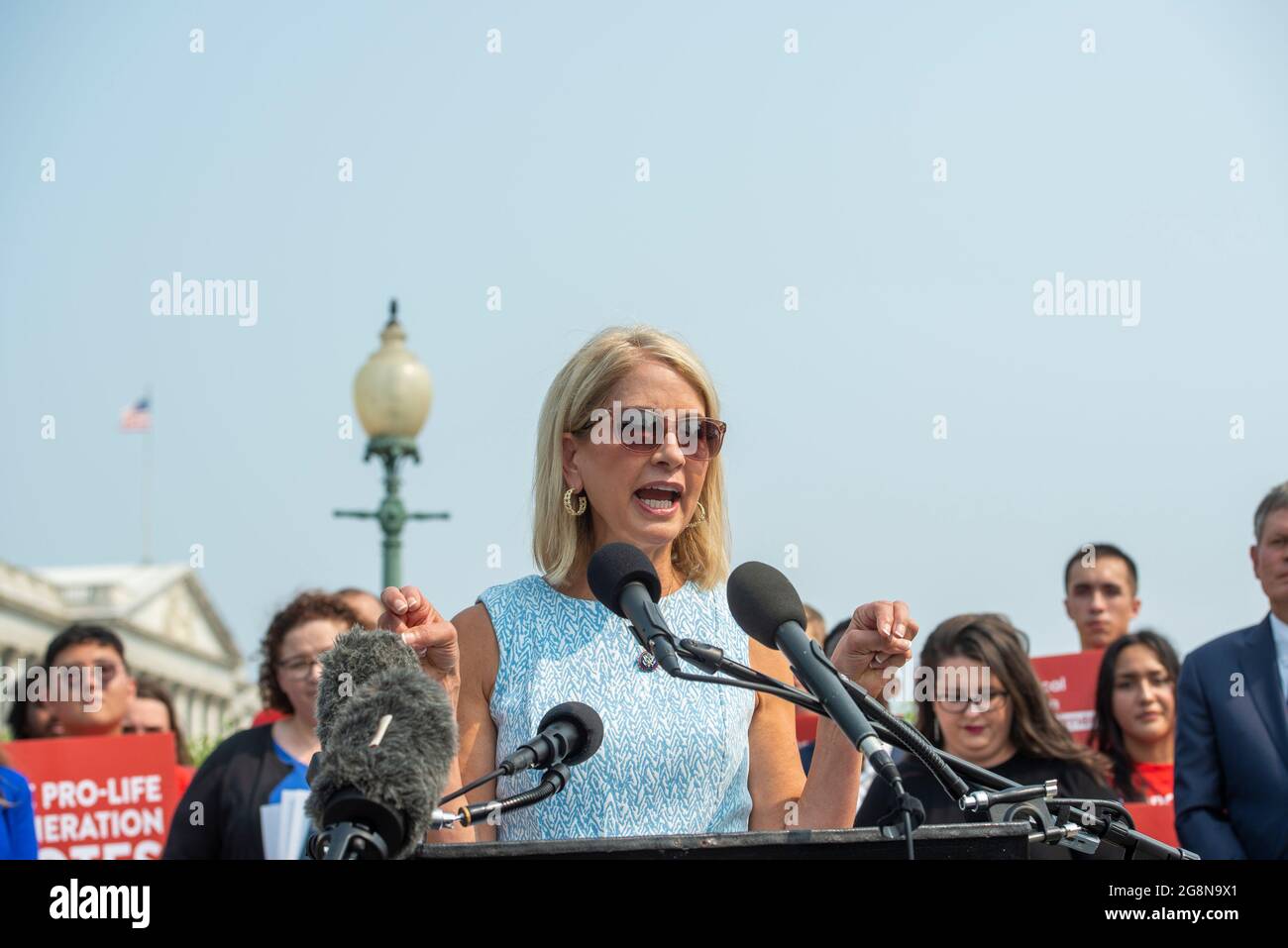 United States Representative Mary E. Miller (Republican of Illinois ...