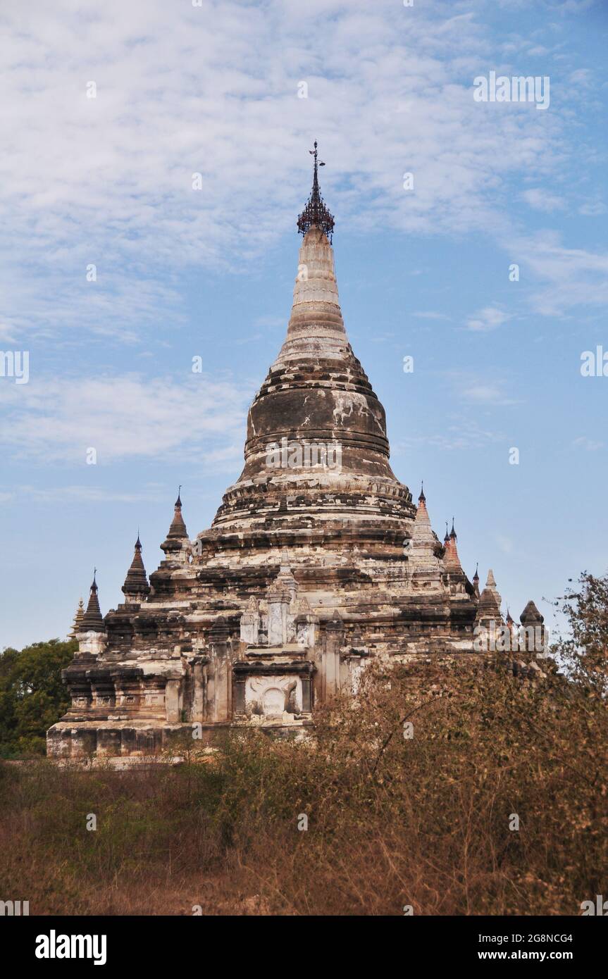 Thatbyinnyu Phaya Pagoda paya temple chedi for burmese people and ...