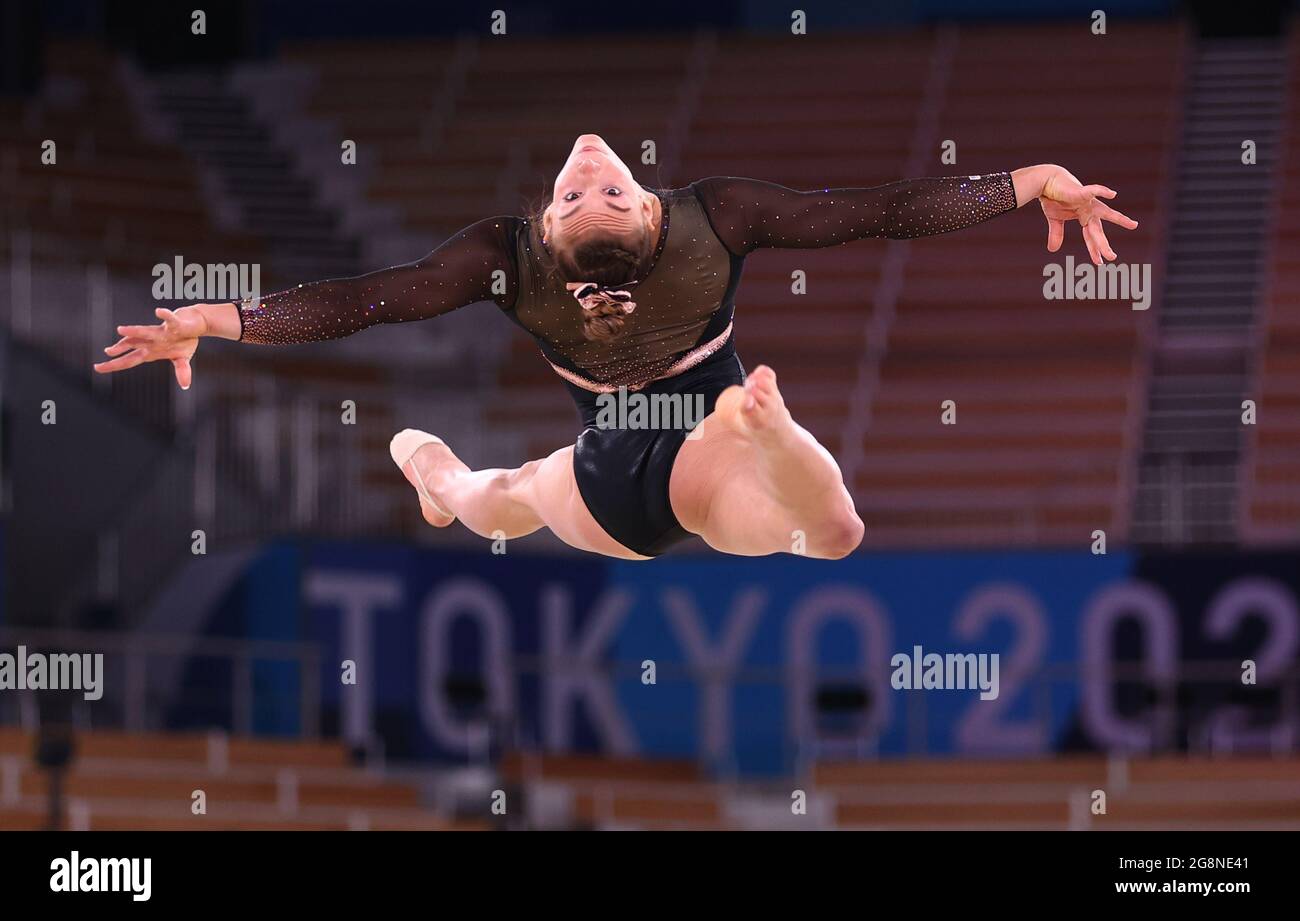 Grace mccallum hi-res stock photography and images - Alamy