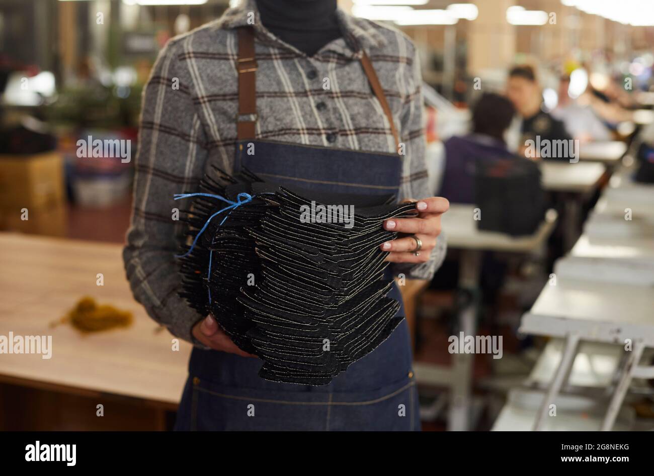 Leather manufacturing hi-res stock photography and images - Alamy