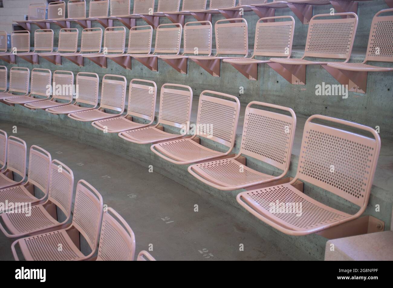 Semicircular seating arrangement hi-res stock photography and images ...