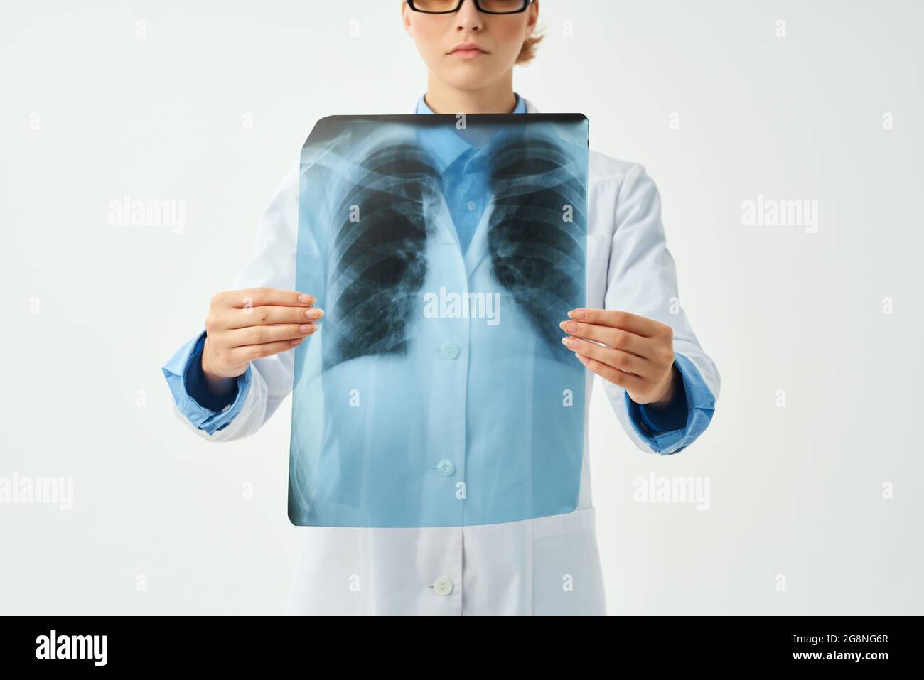X-ray diagnosis radiologist profession hospital Stock Photo - Alamy