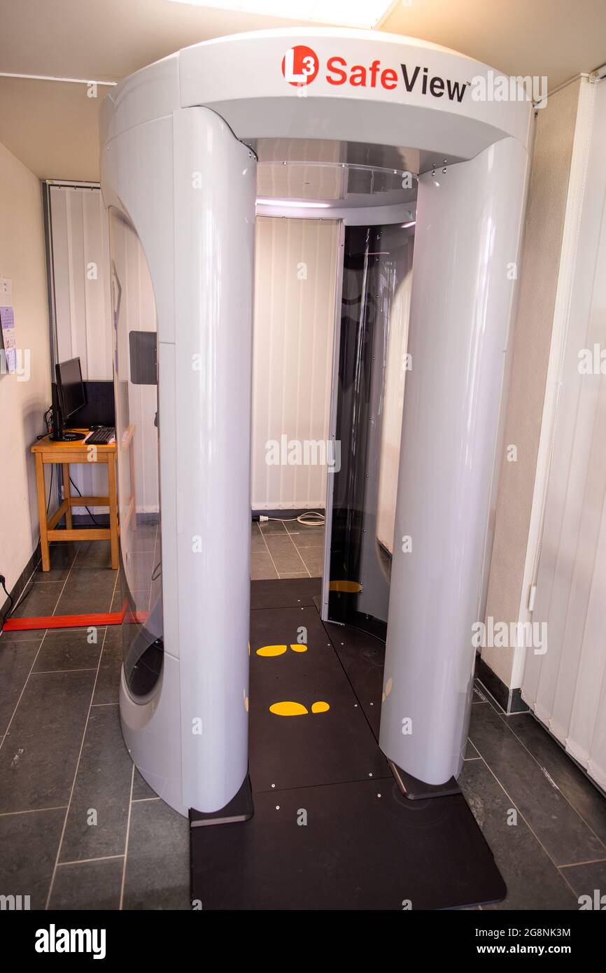 Stralsund, Germany. 20th July, 2021. A body scanner in the entrance ...