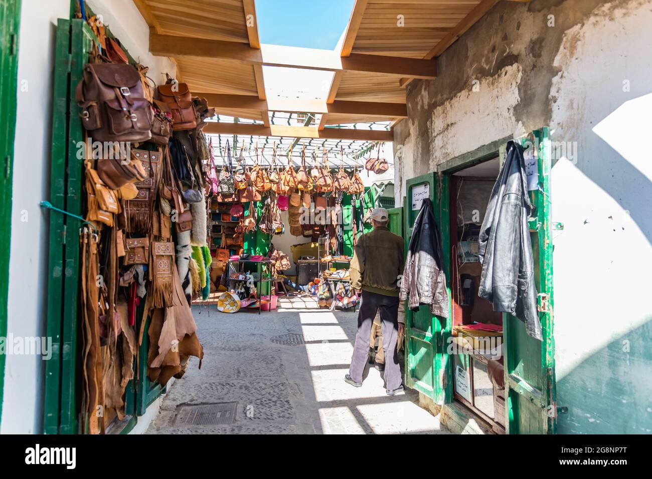 Arabic accessories hi-res stock photography and images - Alamy