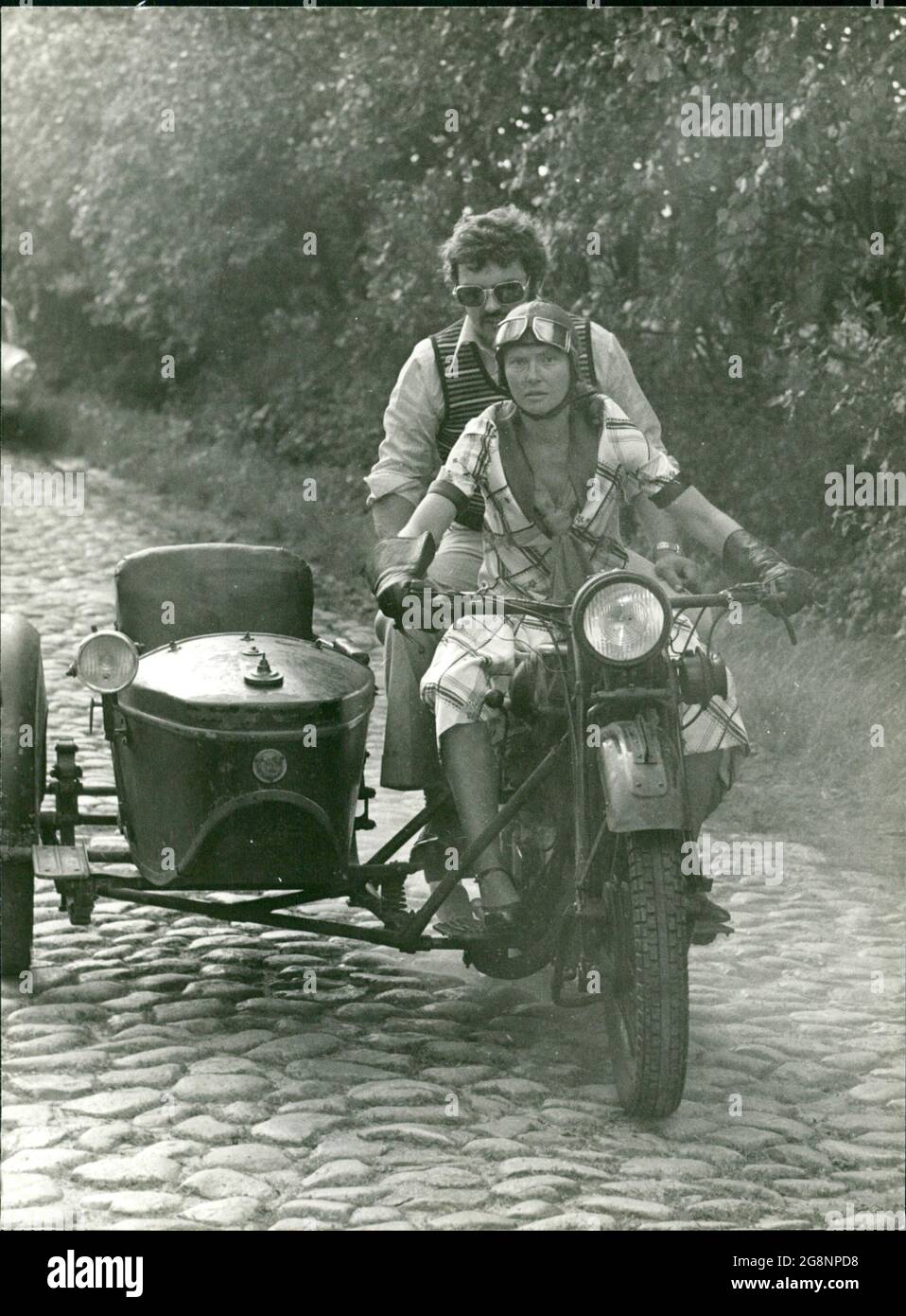 Cordula Trantow in dem Film „Fliegen und Stürzen - Porträt der Melitta ...