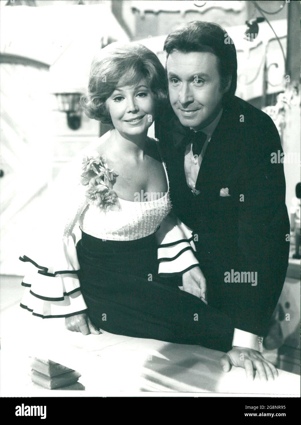 Peter Alexander und sein Gast Anneliese Rothenberger Stock Photo - Alamy