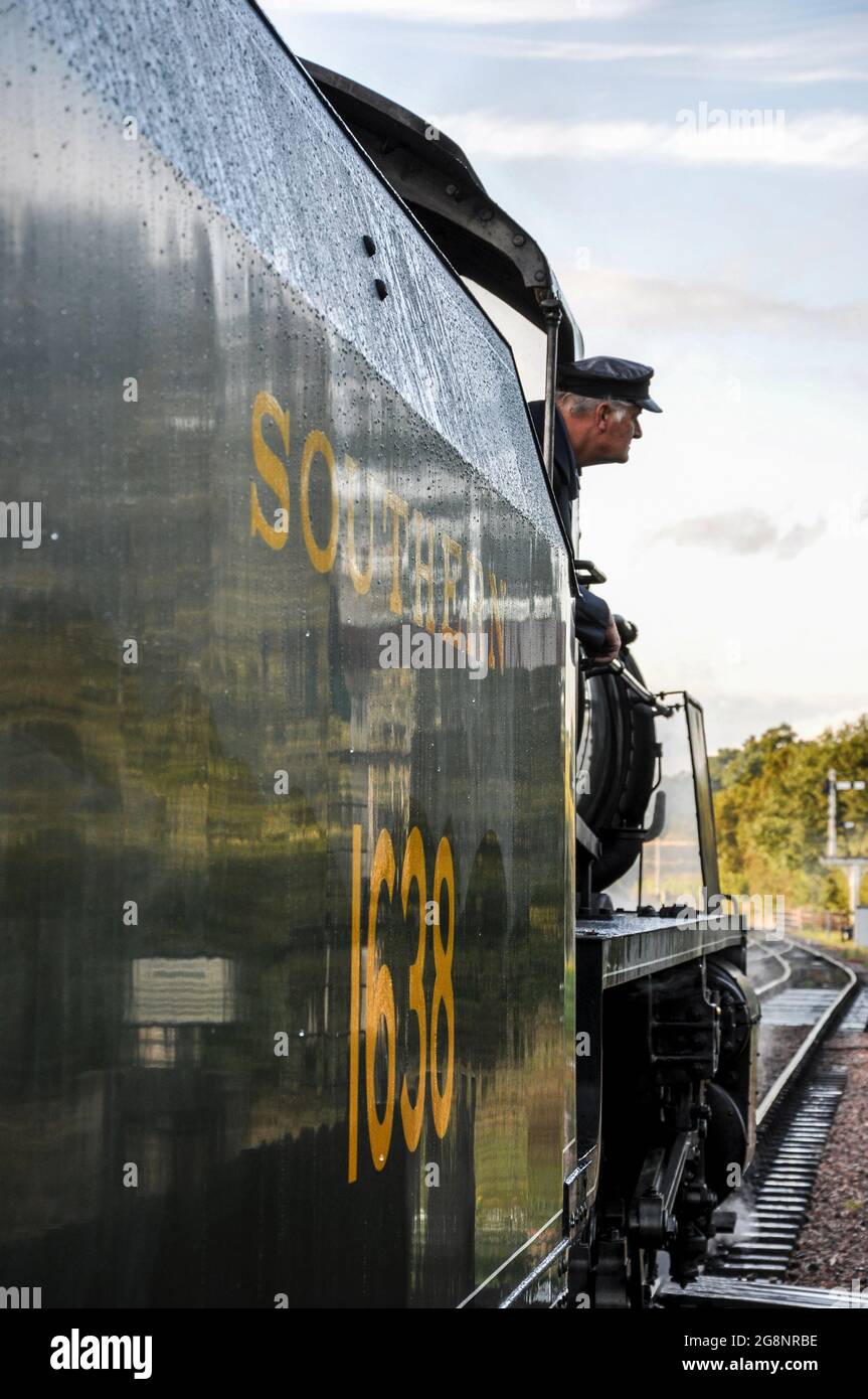 Southern region loco hi-res stock photography and images - Alamy
