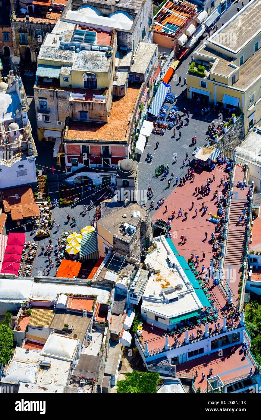 Piazzetta di capri hi-res stock photography and images - Alamy