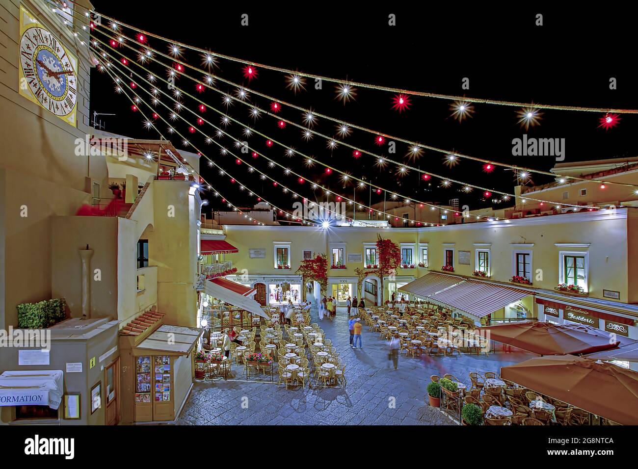 Piazzetta di capri hi-res stock photography and images - Alamy