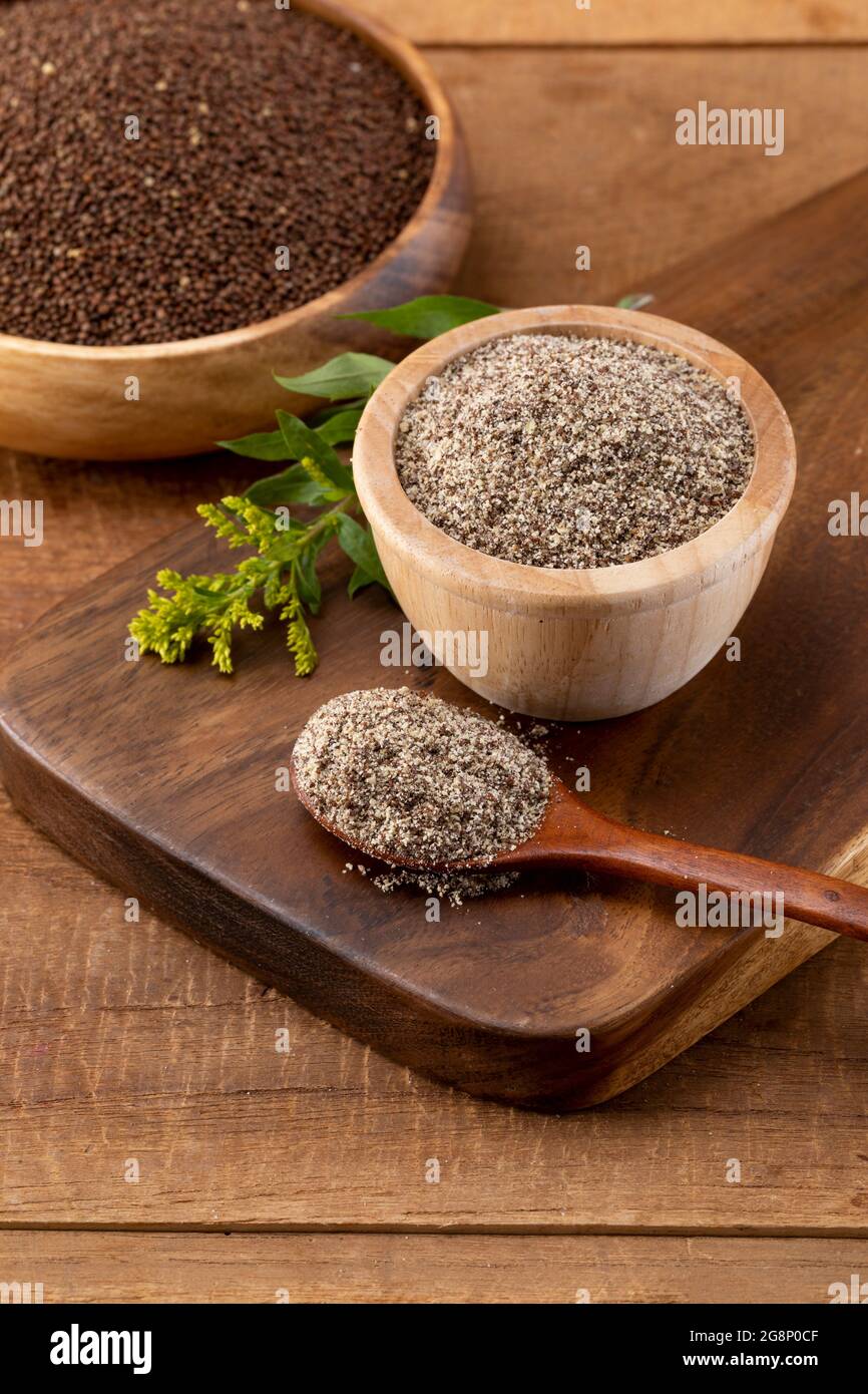 Perilla powder hi-res stock photography and images - Alamy