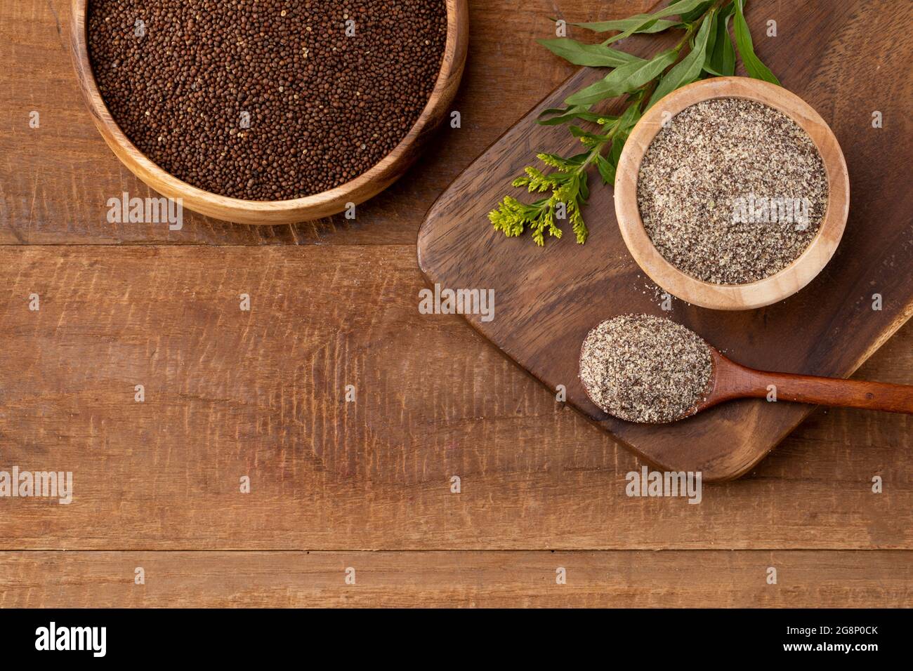 perilla seed and perilla seed powder Stock Photo - Alamy