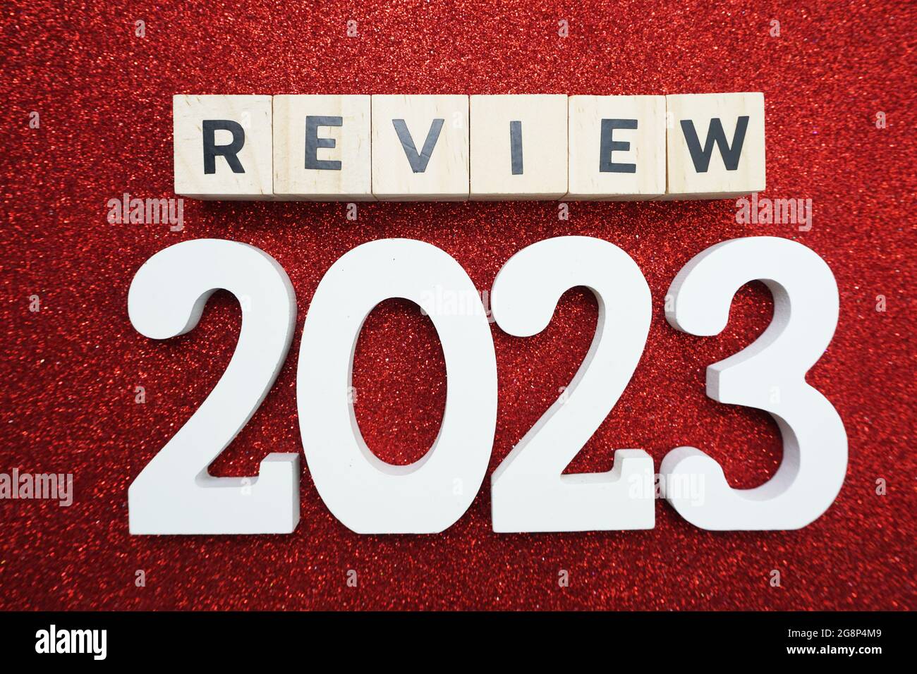 review 2023 word alphabet letters on red glitter background Stock Photo ...