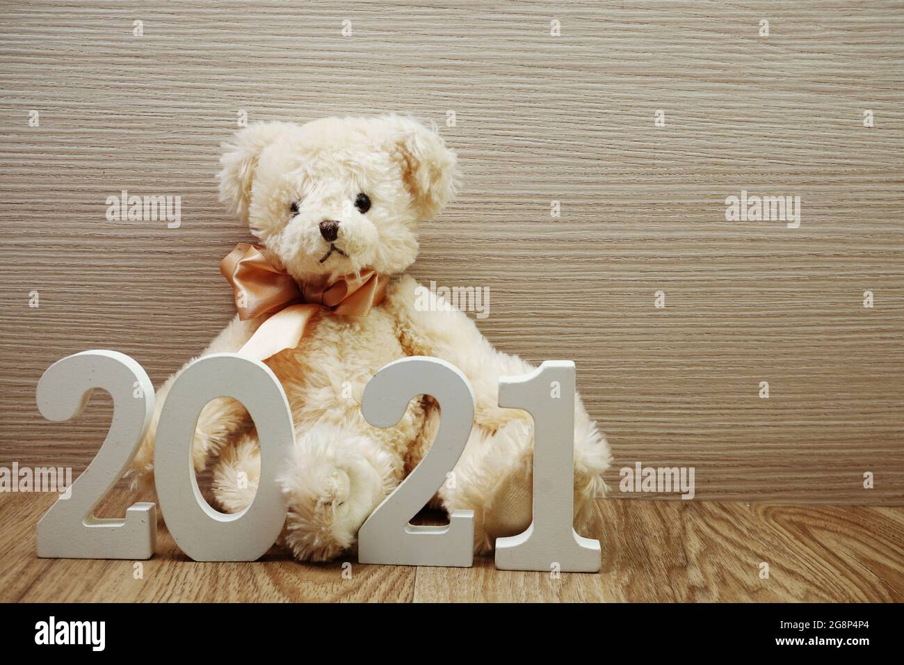 Happy new year teddy bear hi-res stock photography and images - Alamy